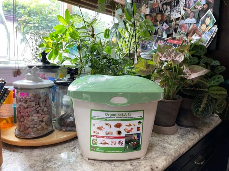 Mandatory Green Bin Recycling Now In Effect for LA Residents - Century ...