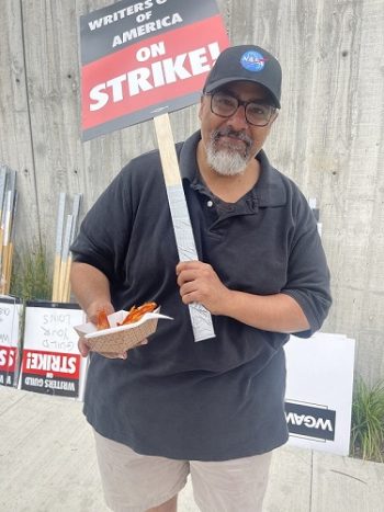 Tamales Olmeca Brought Some Of The Best Tamales In Town To Striking WGA ...