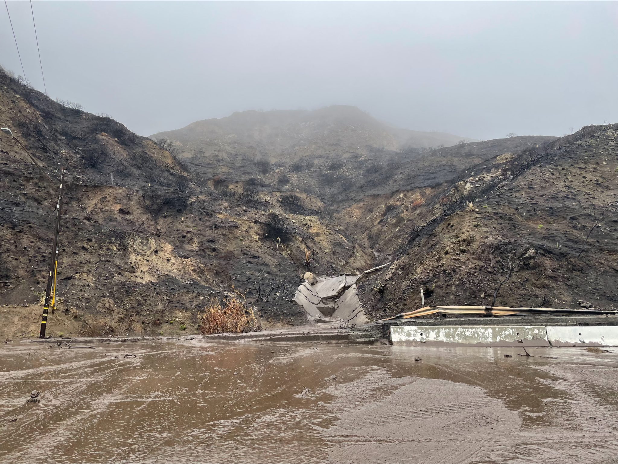 Evacuation Warnings Issued for LA Burn Areas, PCH Closure Announced as ...